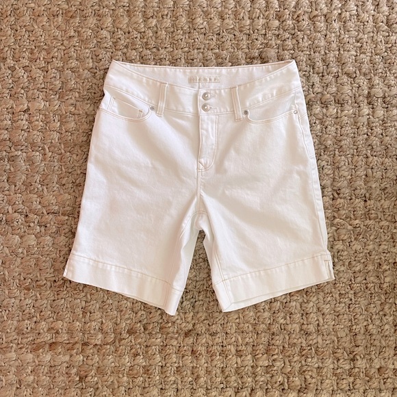 Boston Proper | Shorts | Boston Proper White Bermuda Shorts Size 2 High ...